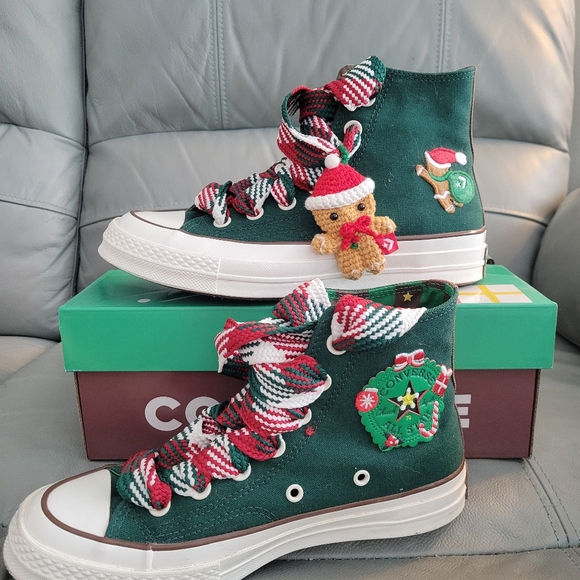 Converse | Shoes | Rare Converse Green Christmas Gingerbread Hightop ...